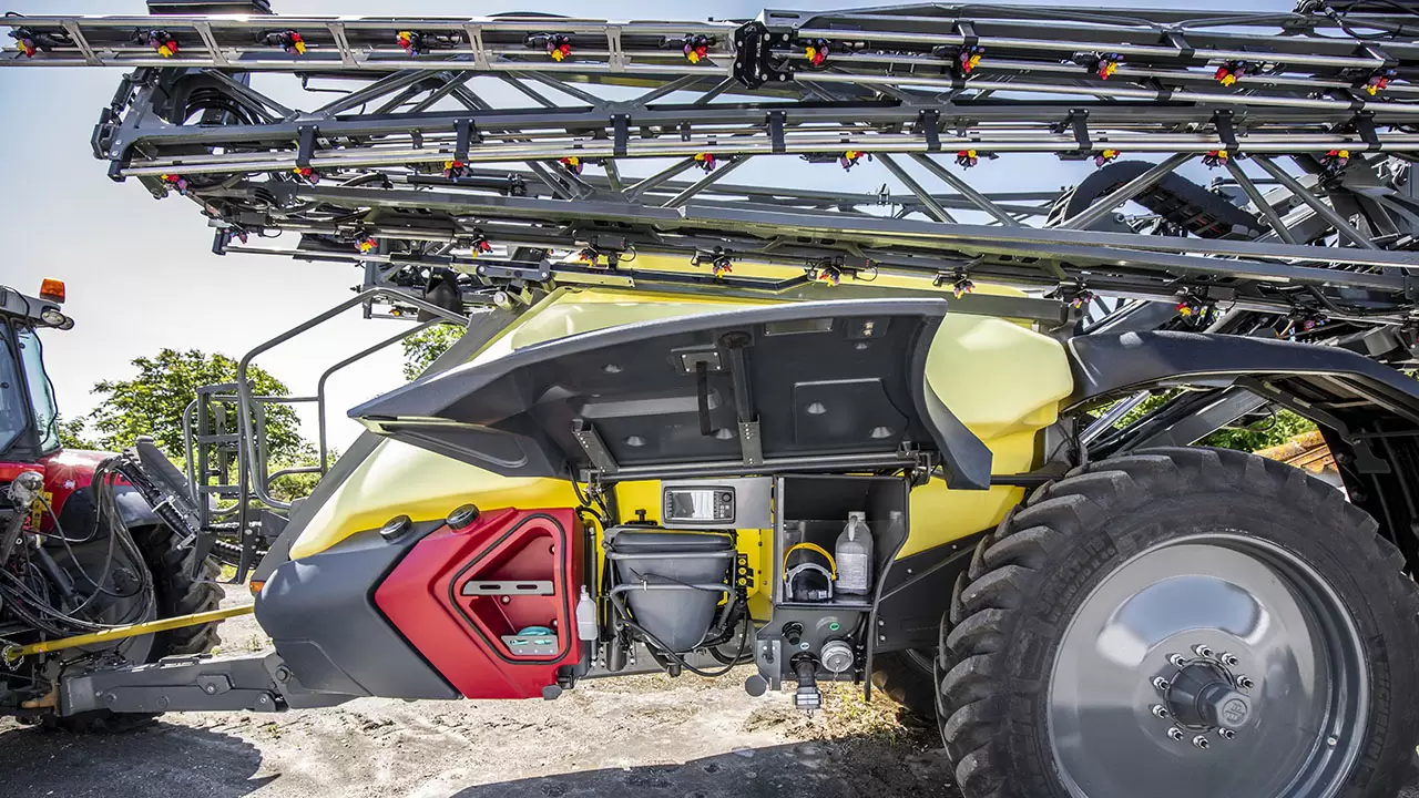 HARDI AEON sprayer series now ranges 4200 to 7000 litres tank sizes